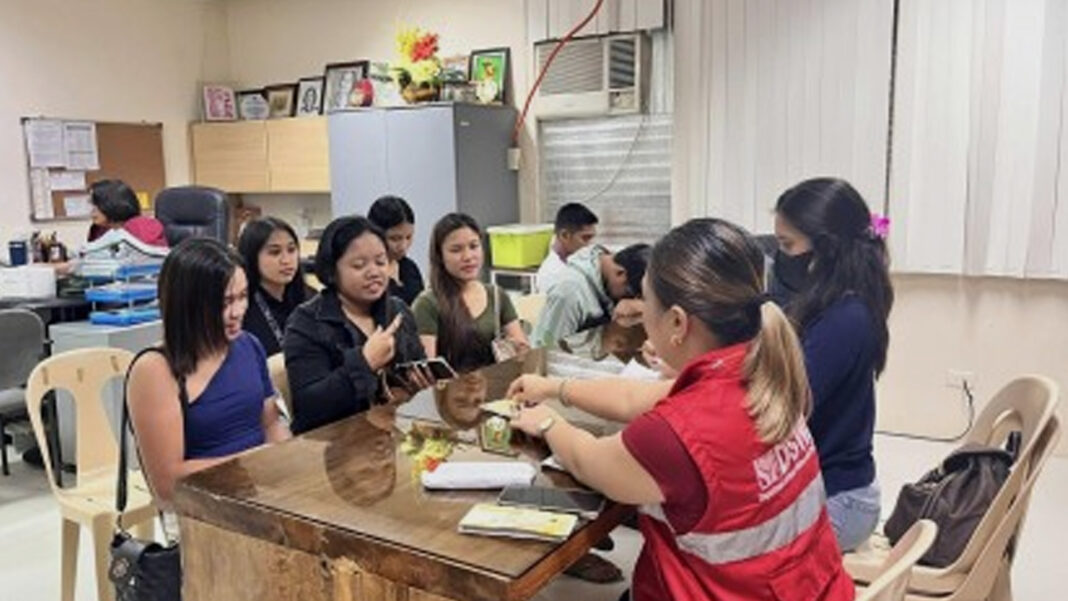 DSWD-11 Aids 75 Youths With PHP700 Thousand GIP Stipends | The ...